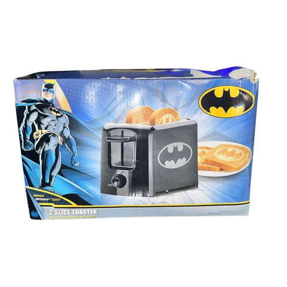 Select Brands | Kitchen | Batman 2 Slice Toaster Black Dc Comics Makes ...